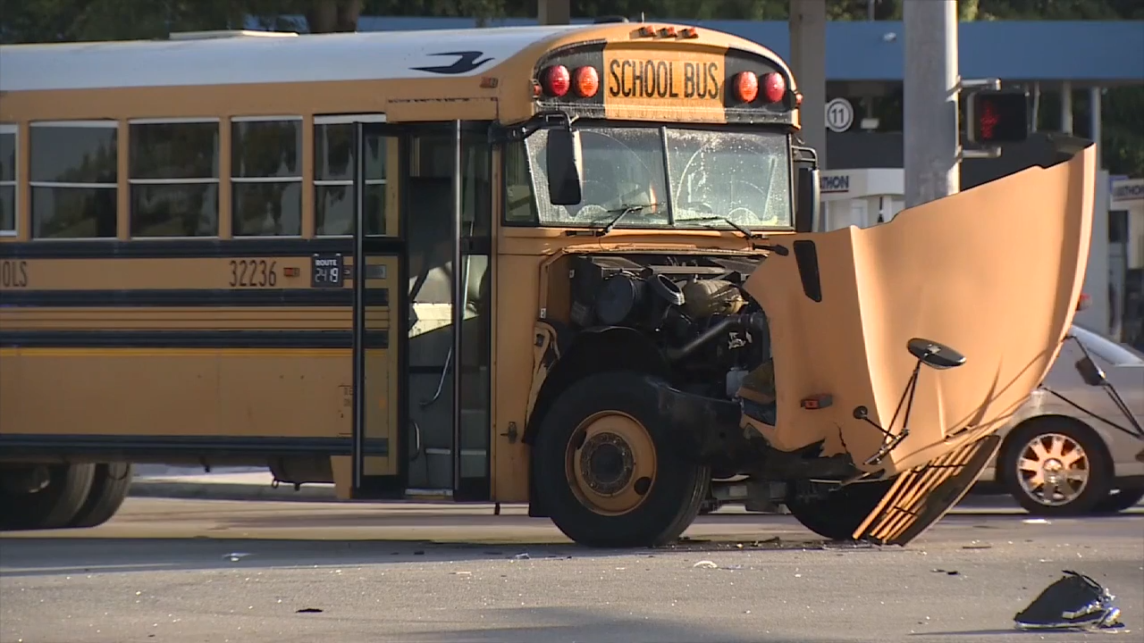 School bus crash in Miami Gardens hospitalizes 1; children unharmed ...