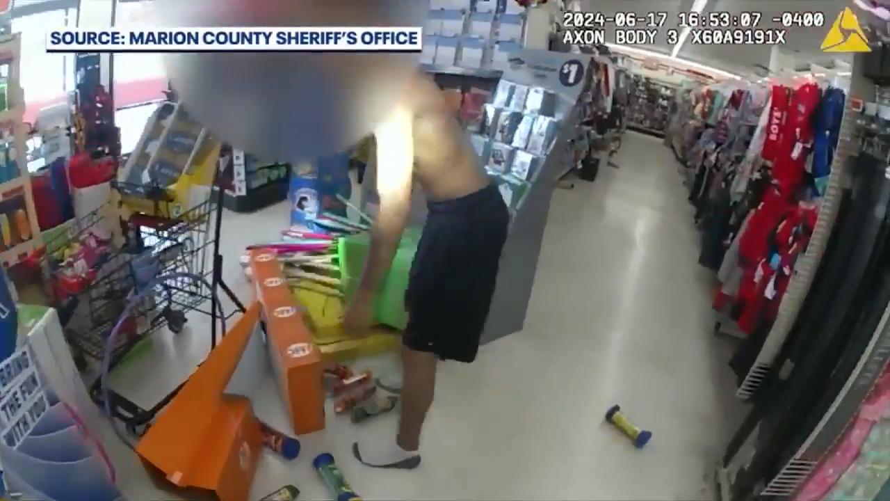 Armed Ocala teen scuffles with deputies inside Family Dollar - WSVN ...