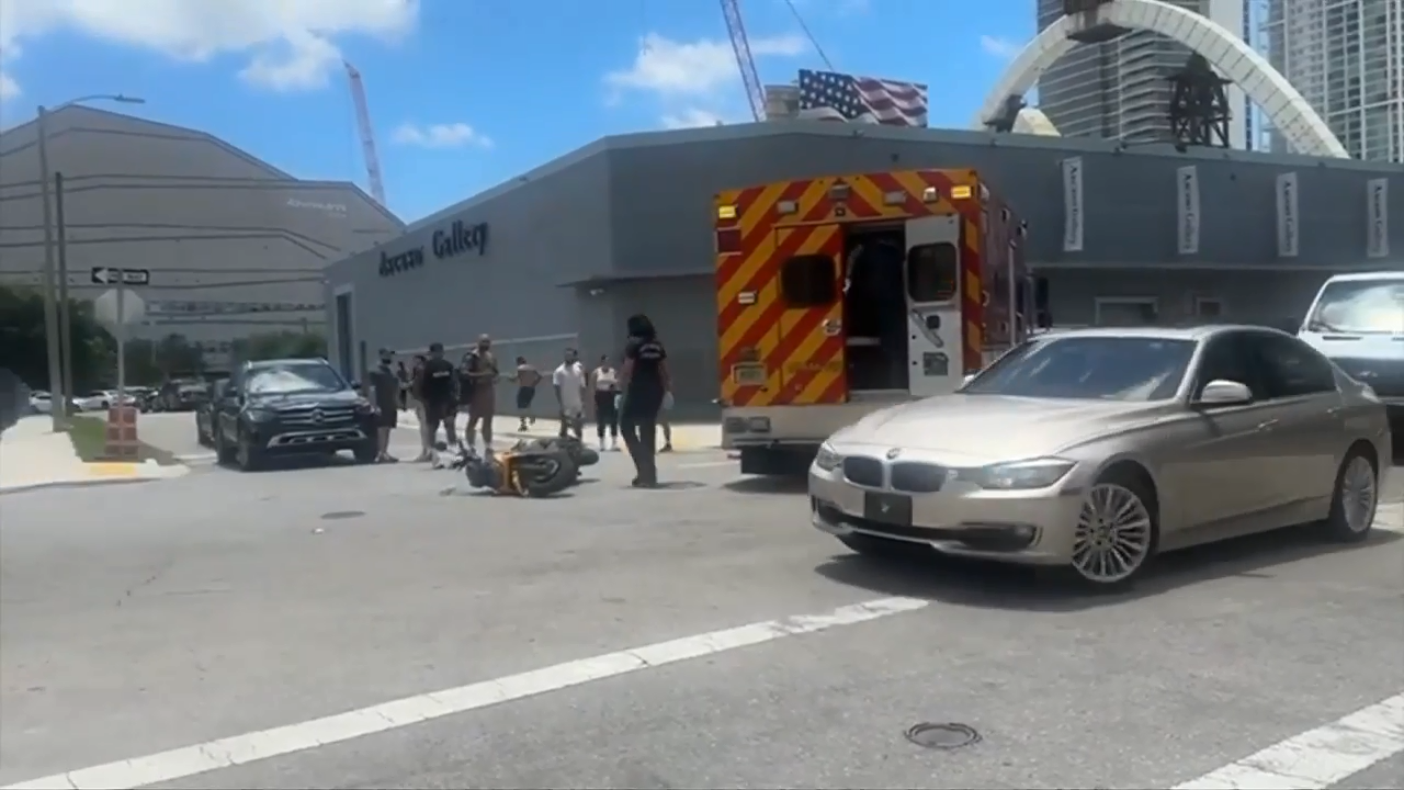 2 hospitalized after vehicle and motorcycle collide in NE Miami-Dade - WSVN 7News | Miami News ...