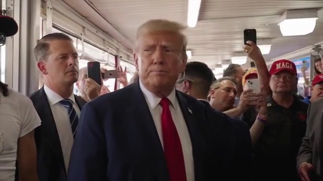 Trump endorses Ten Commandments in schools, implores evangelical ...