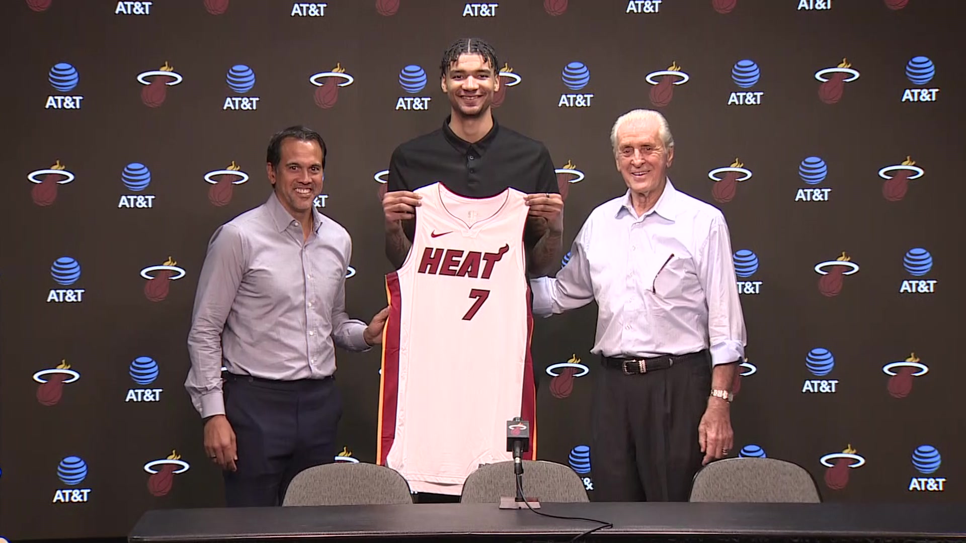 240628 Kel’el Ware jersey – WSVN 7News | Miami News, Weather, Sports ...