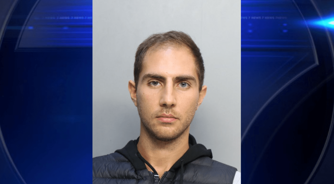 Pompano Beach man arrested for exposing himself to children at Aventura ...