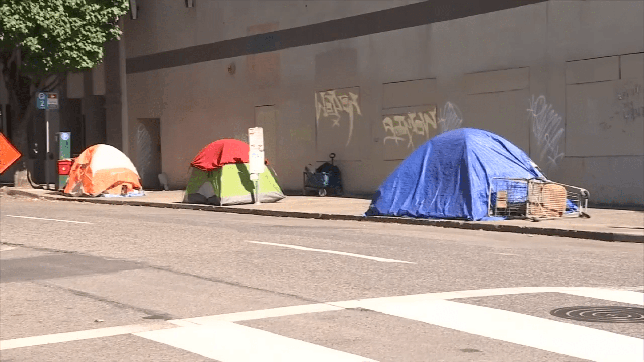 DC’s homeless pack up as sweeps are expected. What we know about Trump ...
