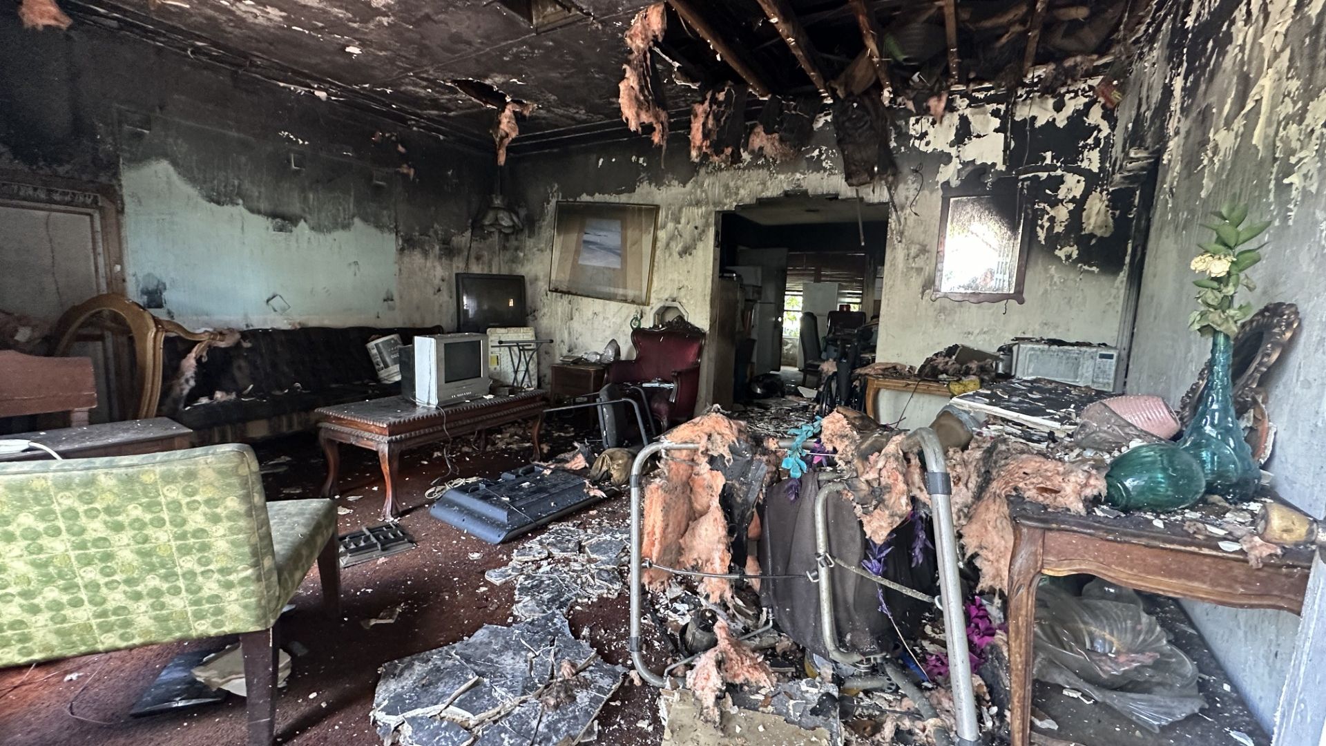 Fire destroys Miami home; Red Cross assists family of 5 - WSVN 7News ...