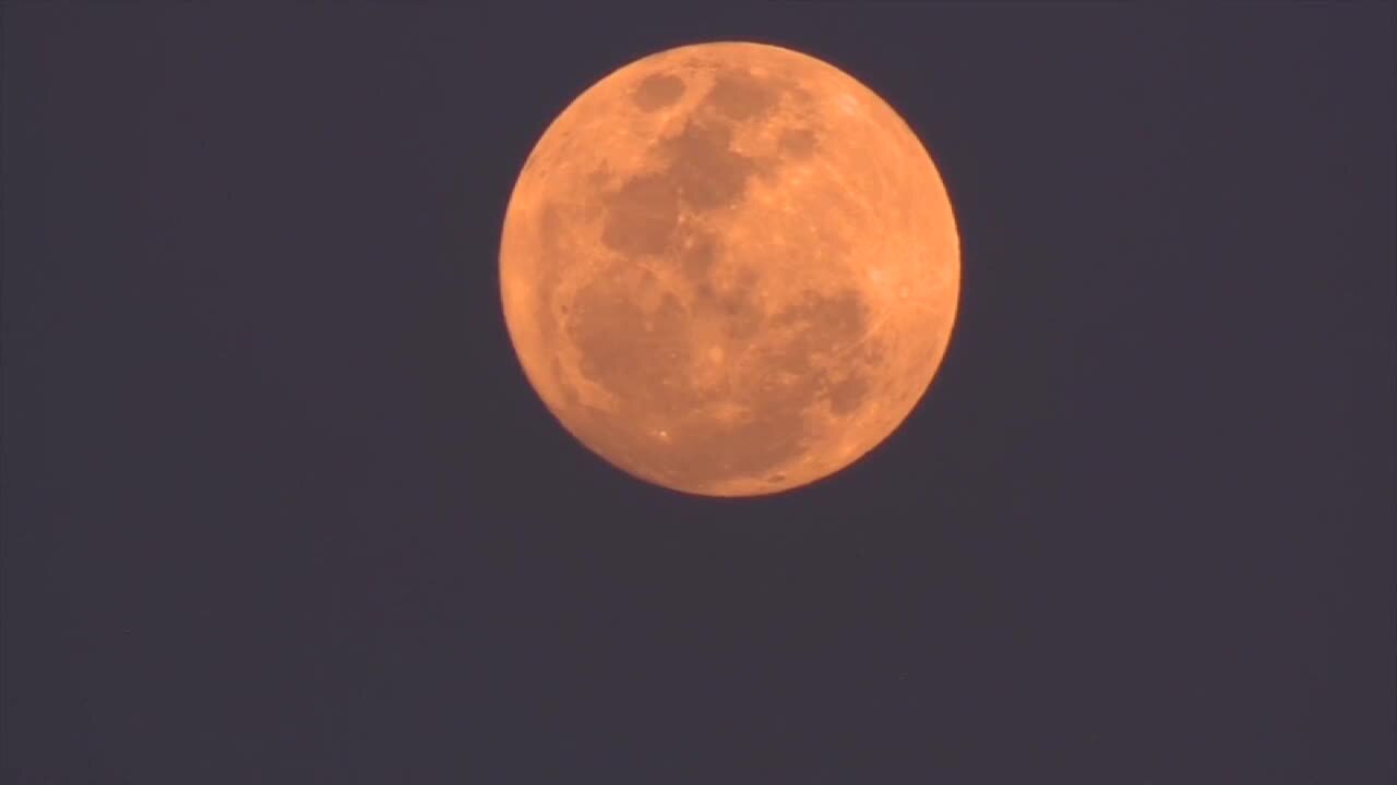 How to glimpse August’s rare super blue moon - WSVN 7News | Miami News ...