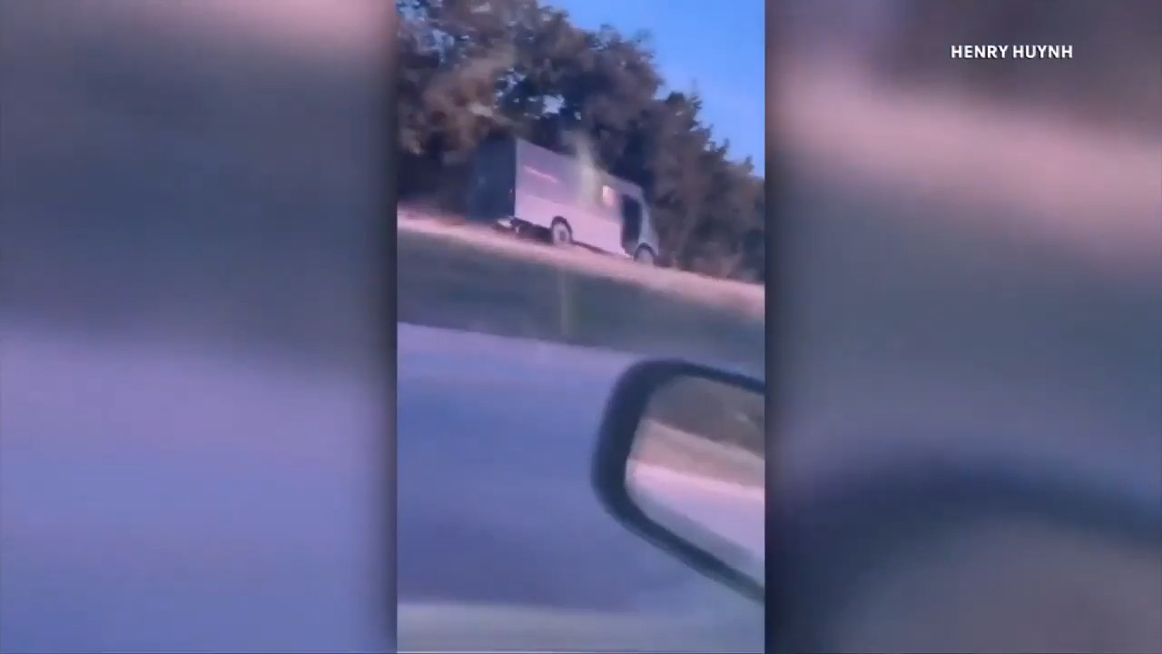 North Texas UPS driver crashes after passing out from heat - WSVN 7News ...