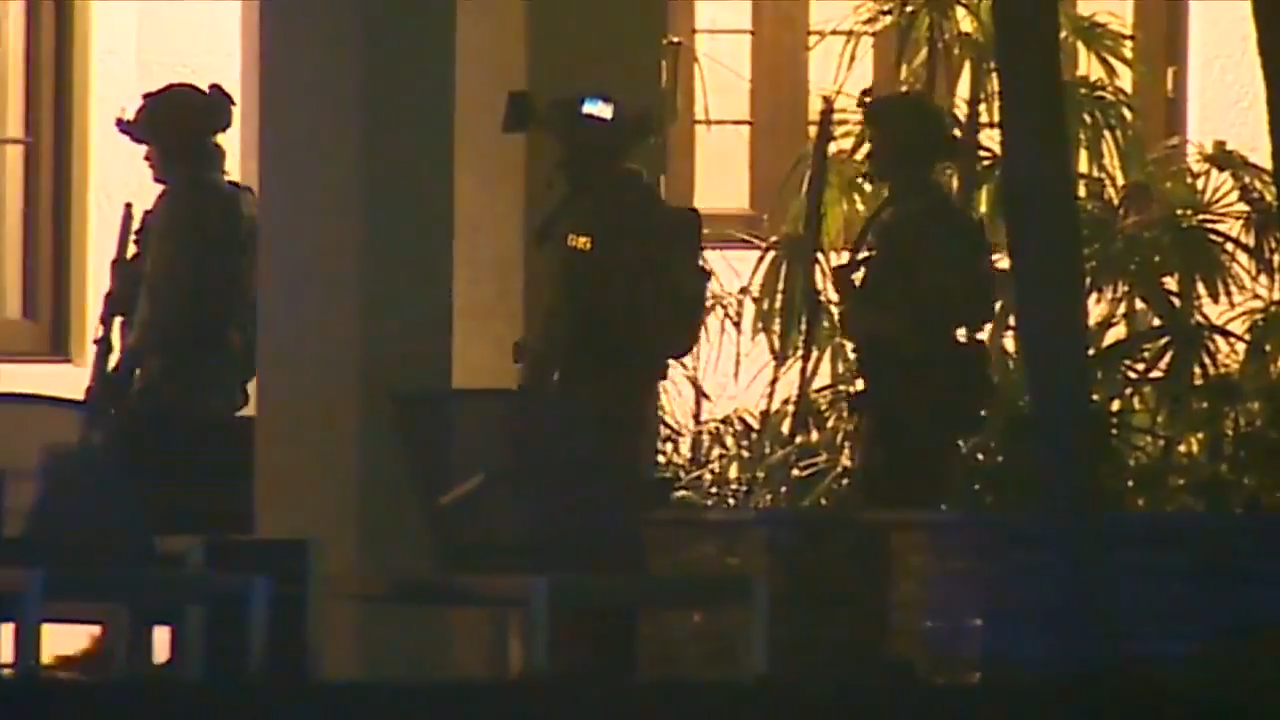 ‘Another day in Miami’: FBI raids luxury home with long guns, tactical gear - WSVN 7News | Miami ...