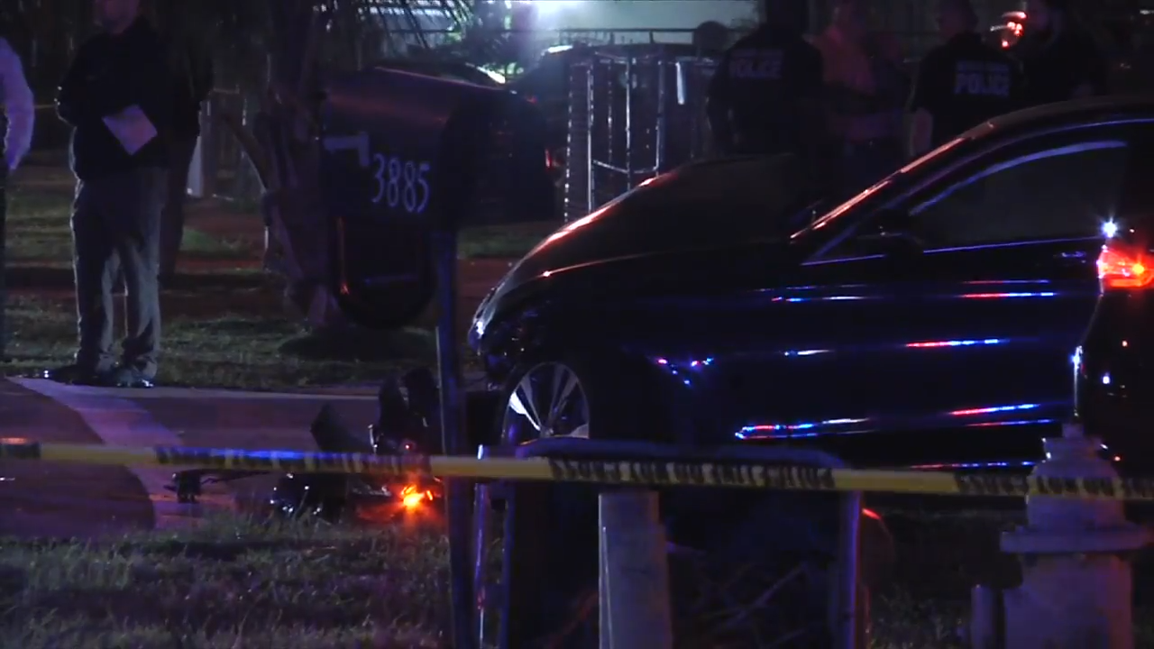 Attempted traffic stop in Miami Gardens takes wild turn, ending in car crash and gunfire, police ...