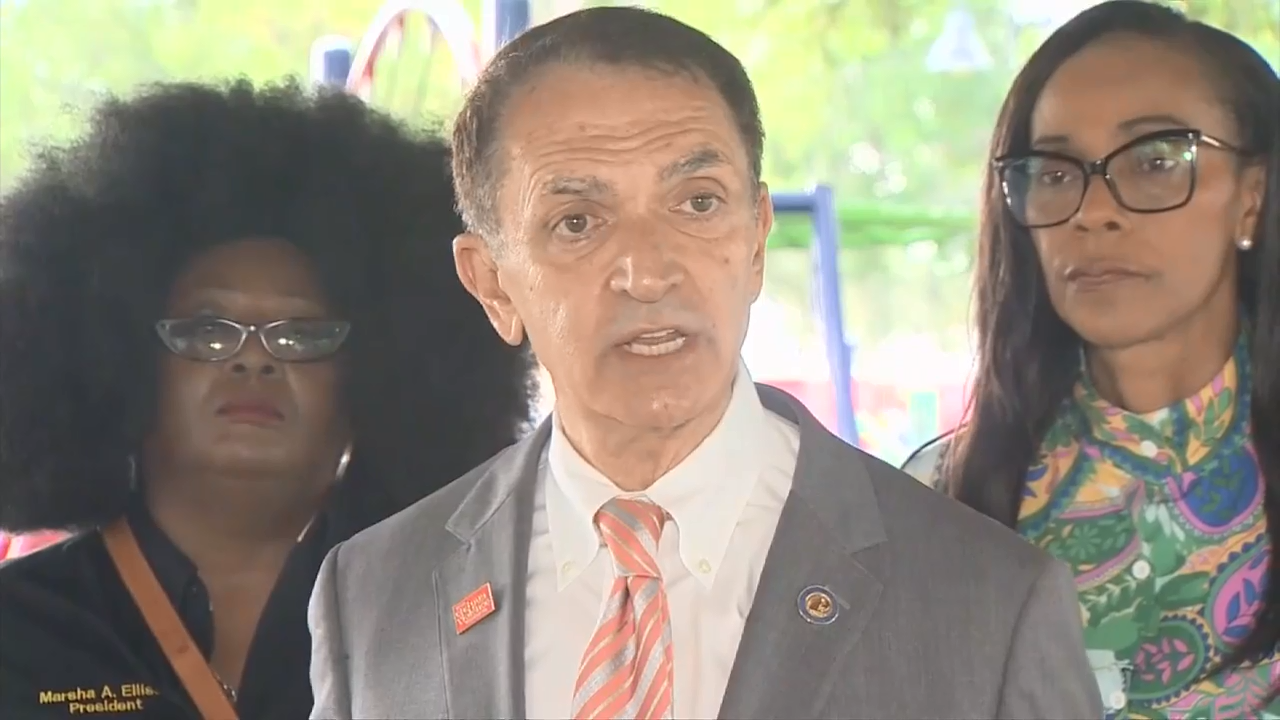 Fort Lauderdale officials plead for information in deadly shootings ...