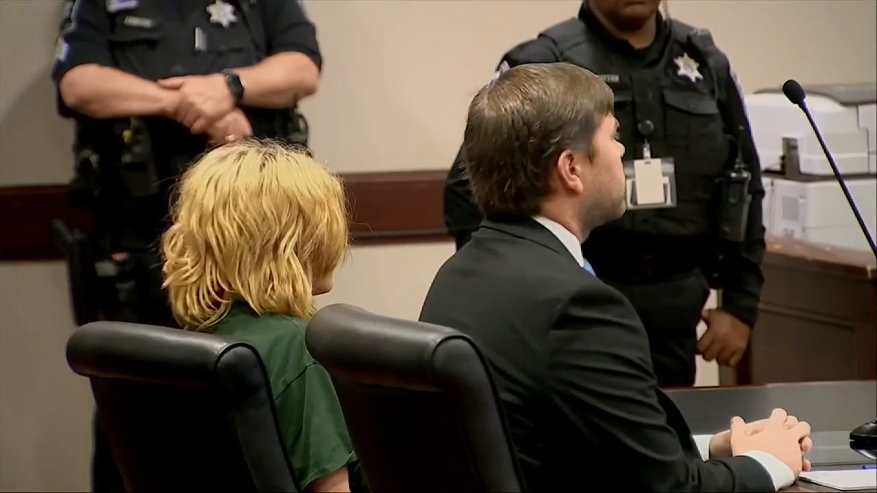 Teen charged in Georgia school shooting and his father to stay in ...