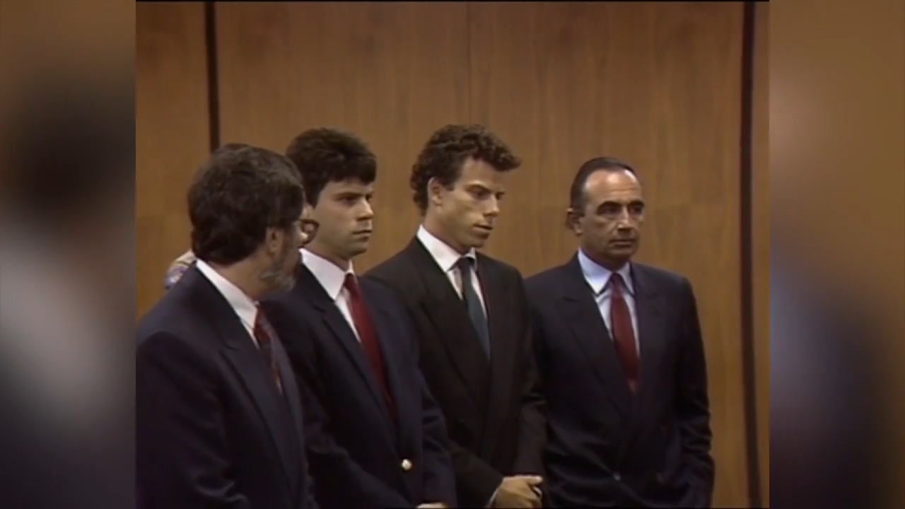 Prosecutors seek resentencing for Erik and Lyle Menendez in 1989 ...