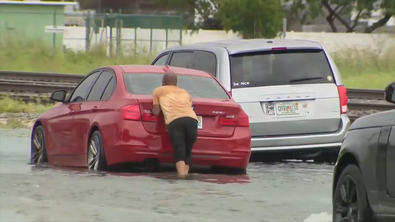 Floridians Cleaning Up From Hurricane Milton Are Hampered By A
