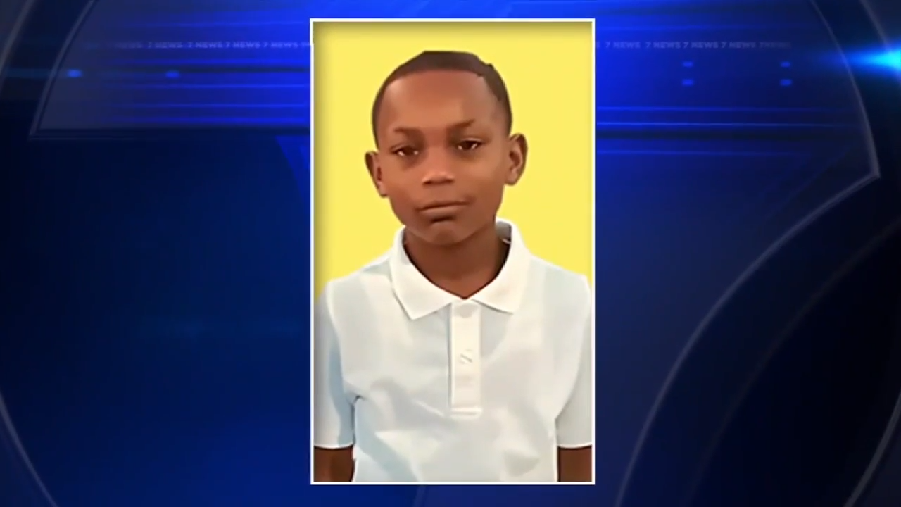 Family, friends gather to hold vigil for 9-year-old boy who was fatally ... Family, friends gather to hold vigil for 9-year-old boy who was fatally ...