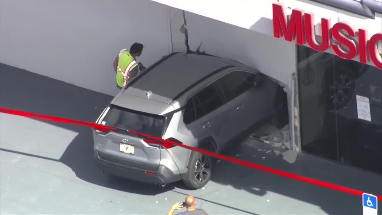 Car crashes into music store in SW Miami-Dade; no injuries reported ...