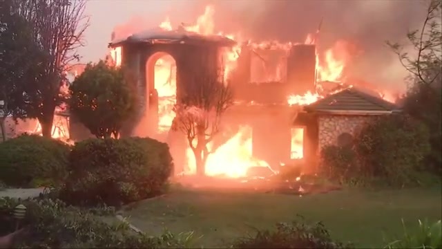 Wild Winds Fuel Southern California Wildfire That Has Forced Thousands