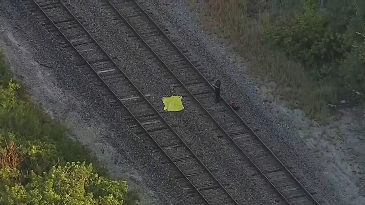 Pedestrian fatally struck by train in Pompano Beach - WSVN 7News ... Pedestrian fatally struck by train in Pompano Beach - WSVN 7News ...