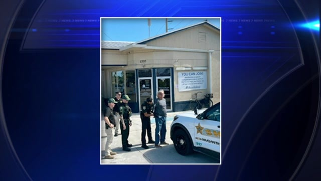 Police: Bank robbery suspect, 61, demands money from tellers, says he ...