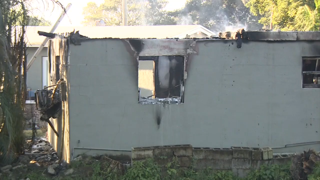 Fatal fire in Davie under investigation - WSVN 7News | Miami News ...