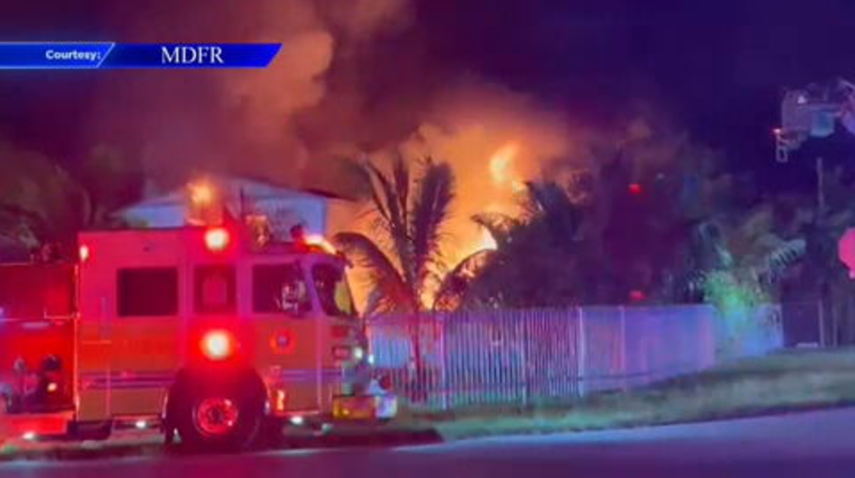 Fire sparks at SW Miami-Dade house, spreads to trailer; no injuries ...