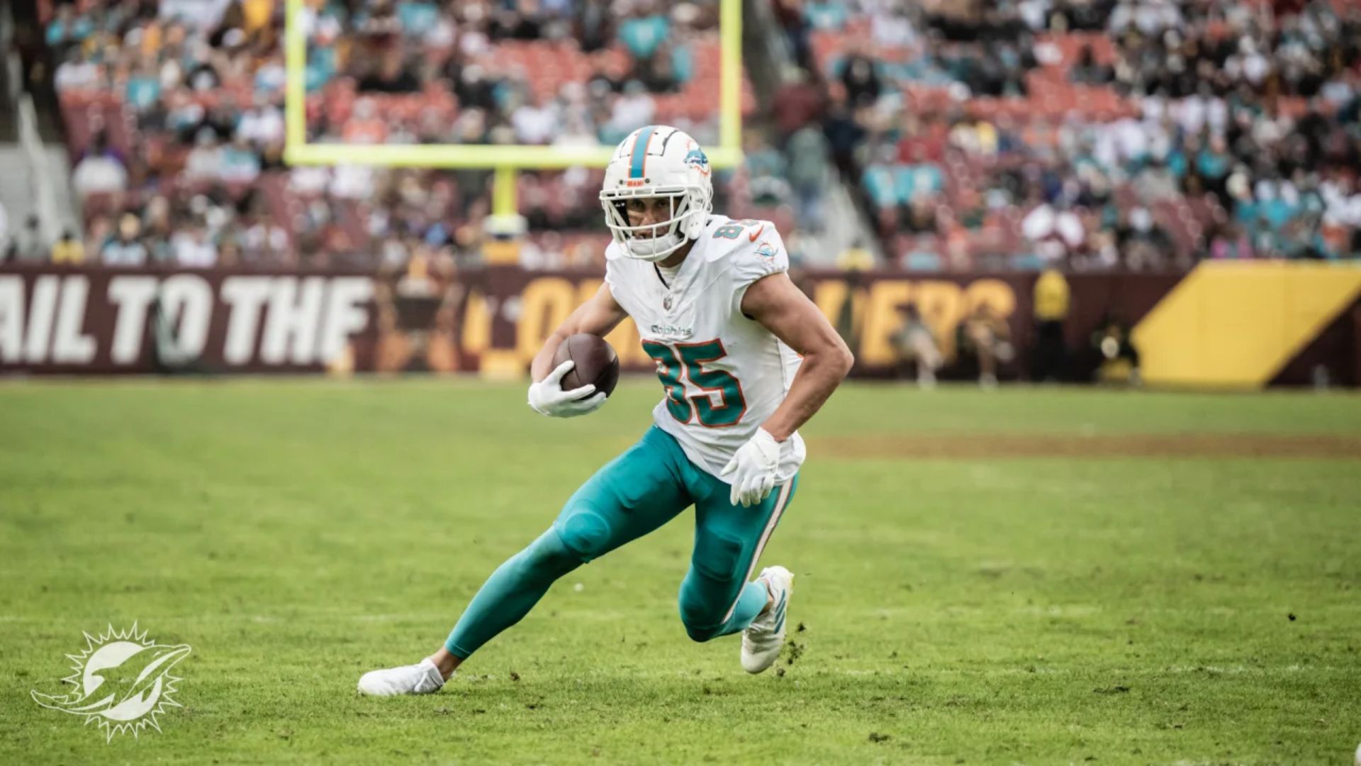 Dolphins place right tackle Austin Jackson on injured reserve and ...