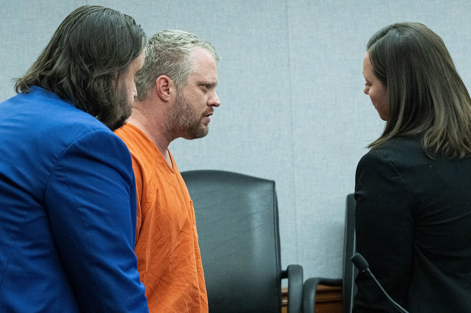 Dentist charged with murdering wife also wanted investigating officer ...