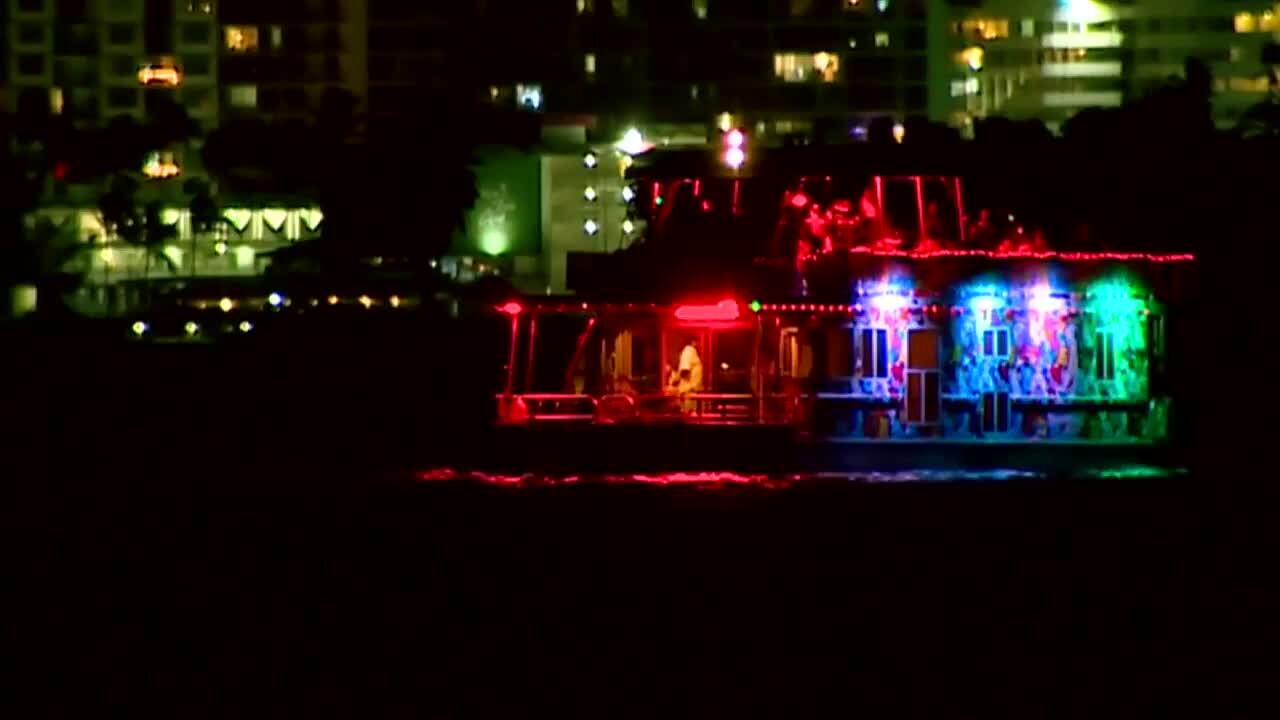 Miami Shores hosts second annual Boat Parade in Bayfront Park - WSVN ...