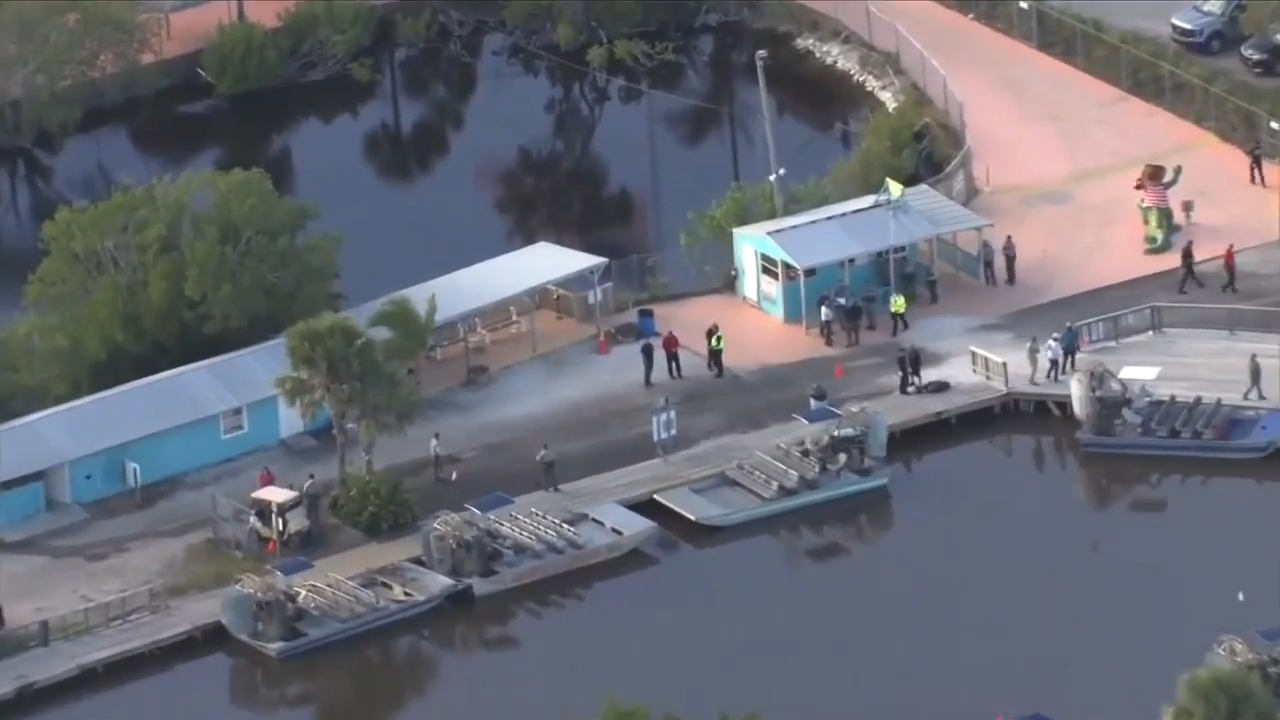 16 hospitalized after 2 airboats crash in Collier County, authorities ...