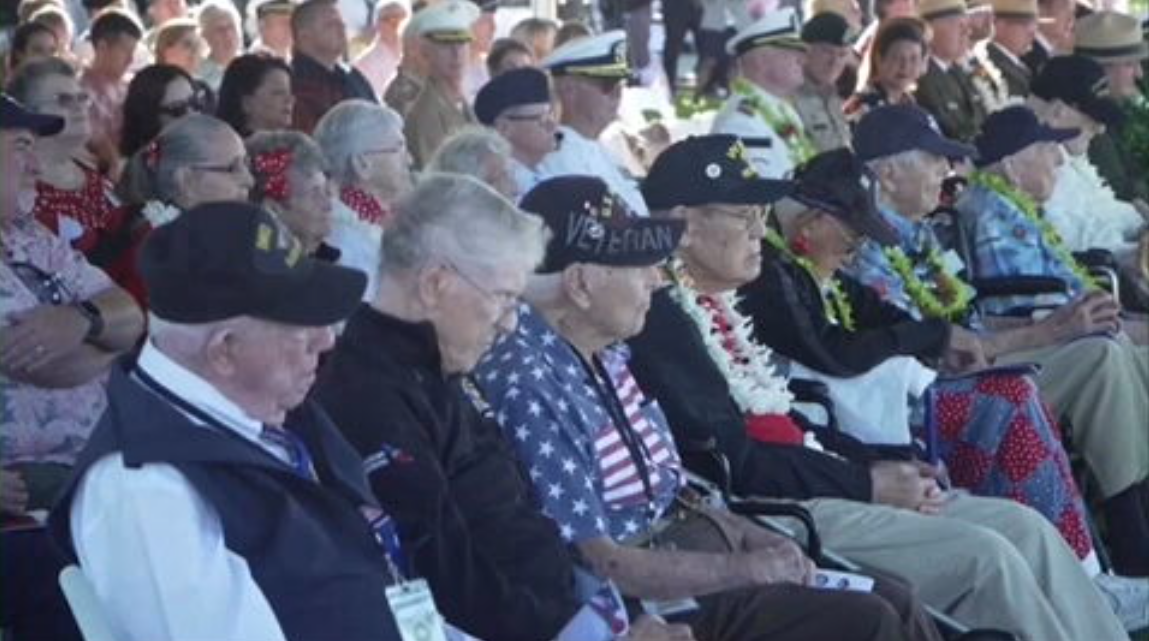 2 Pearl Harbor survivors, ages 104 and 102, return to Hawaii to honor ...