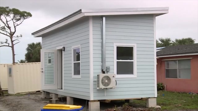 241228_tiny_house_Port_St_Lucie – WSVN 7News | Miami News, Weather ...