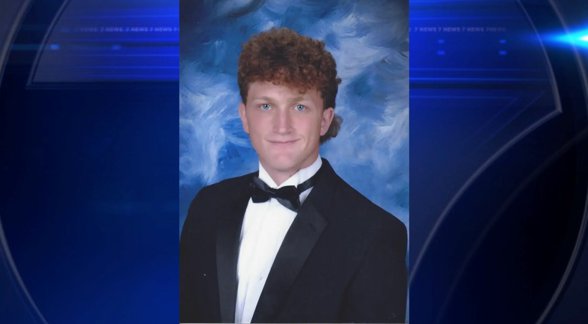 A 17-year-old player dies after collapsing during a charity hockey game ...