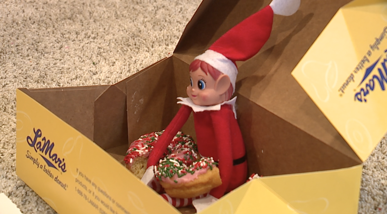 ‘It’s priceless’: Deputy goes viral for ‘arresting’ elf, spreading ...