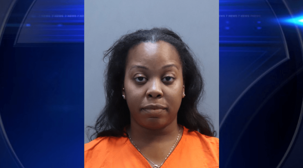 Police: Miami-Dade woman arrested after 5-year-old found alone in car ...