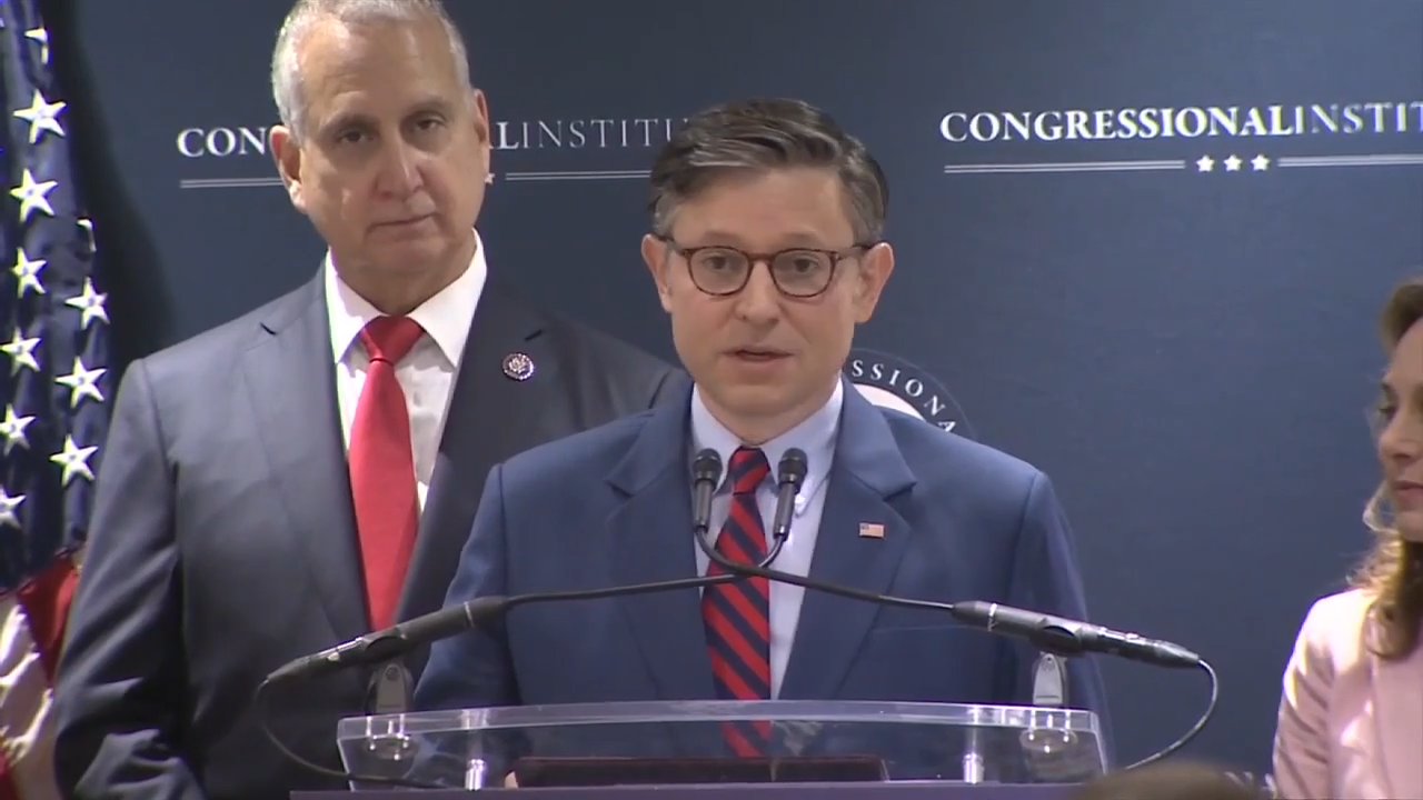 Trump pushes border crackdown at House Republican retreat as he caps ...