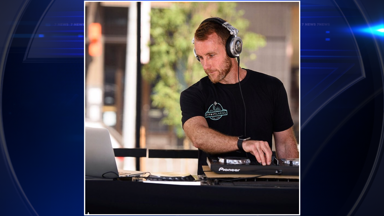 Miami man pushed onto NYC subway tracks recovering while suspect is ...