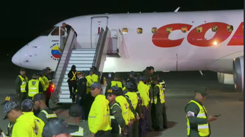 Venezuela sends 2 planes to US to return migrants, signaling a ...