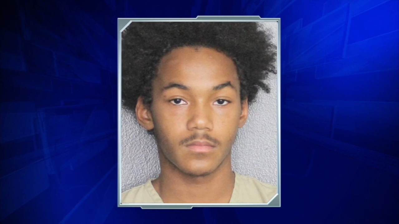 Man charged in fatal 2021 sword stabbing of 18-year-old in Miramar ...