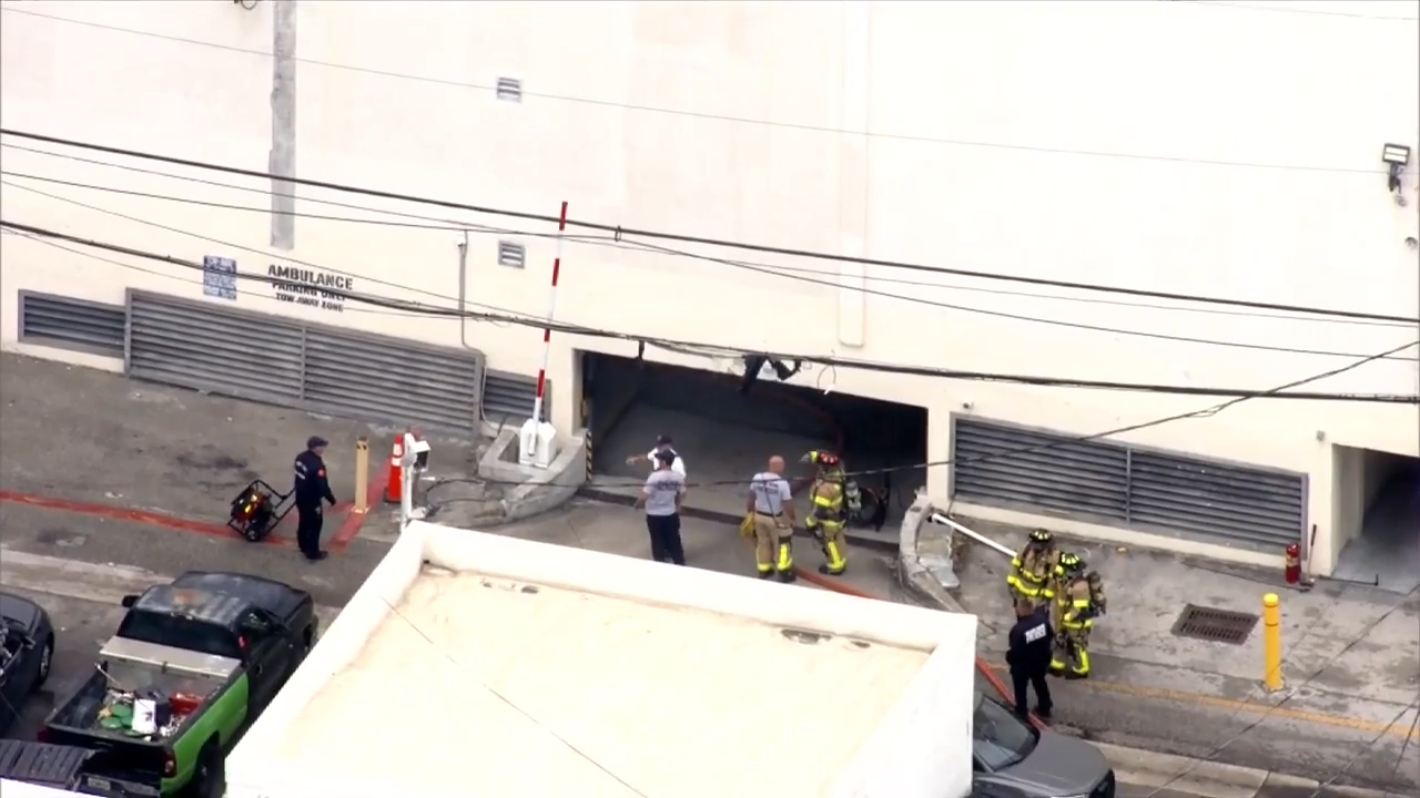Fire crews extinguish blaze that erupted at synagogue in Surfside ...