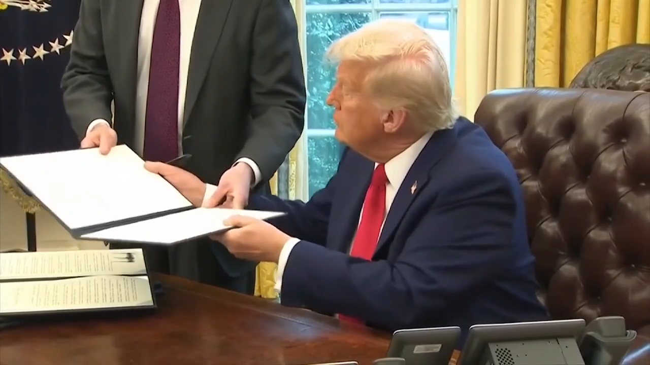 Trump to sign order Friday designating English as the official language ...