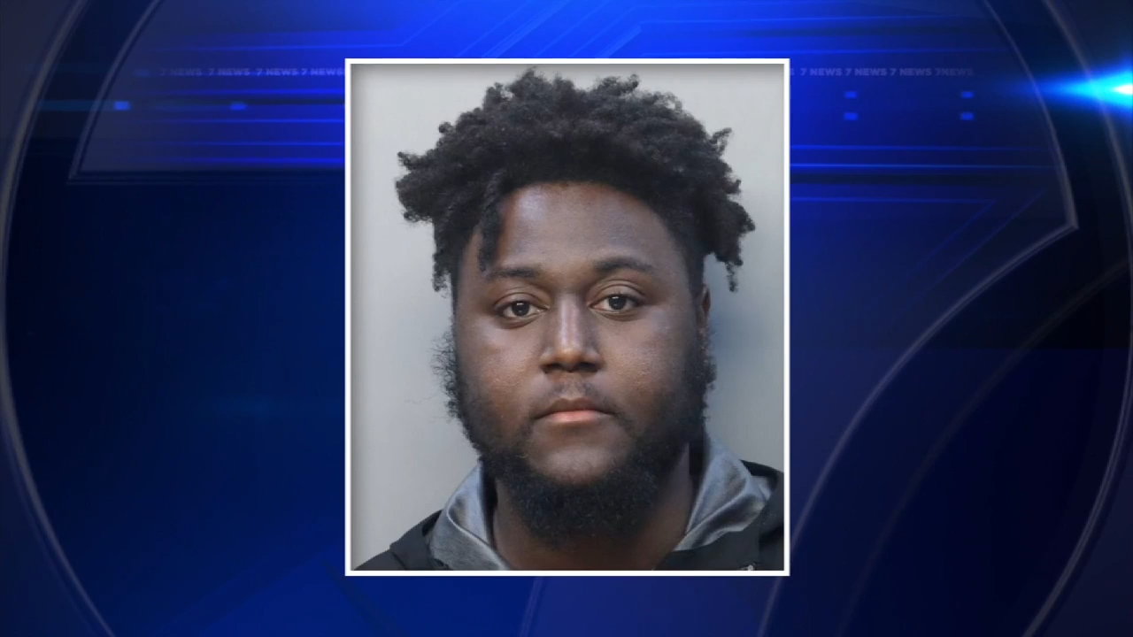 South Florida basketball coach arrested for allegedly exchanging ...