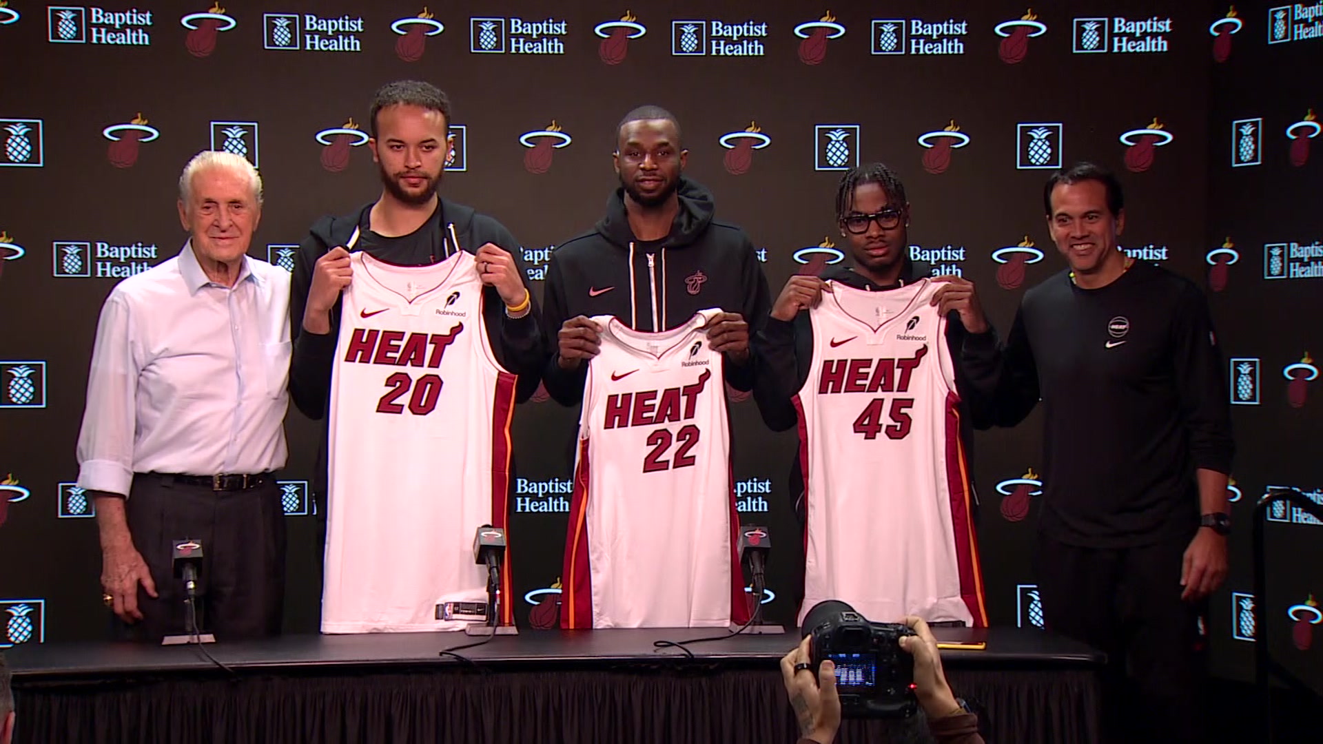 250210 Miami Heat new signings Anderson Wiggins Mitchell – WSVN 7News | Miami News, Weather ...
