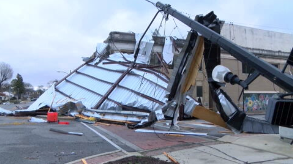 At least 9 people are dead, including 8 in Kentucky, in latest blast of ...