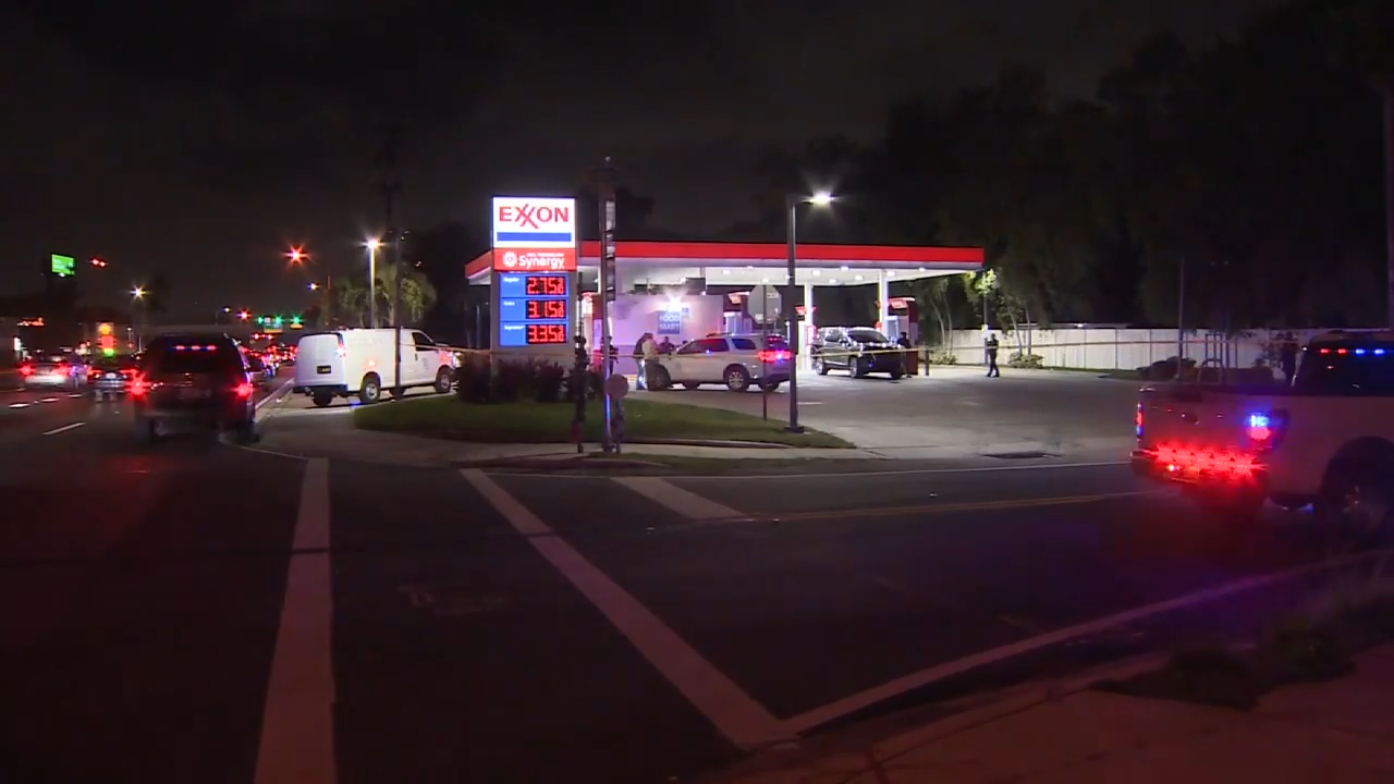 2 hospitalized after shooting at Miami Gardens gas station; suspect on ...