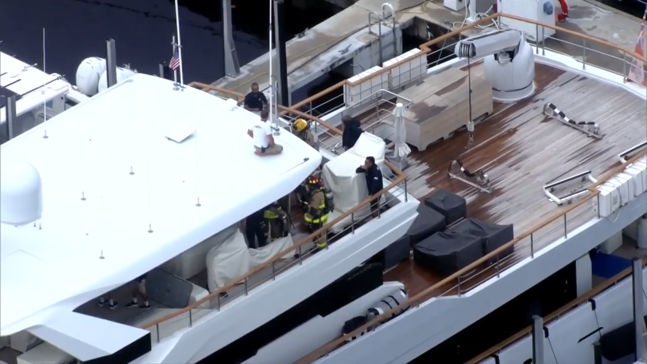 Crews extinguish yacht fire in Fort Lauderdale - WSVN 7News | Miami ... Crews extinguish yacht fire in Fort Lauderdale - WSVN 7News | Miami ...