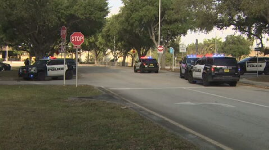 1 hospitalized after shooting in Hollywood; subjects in custody - WSVN ...