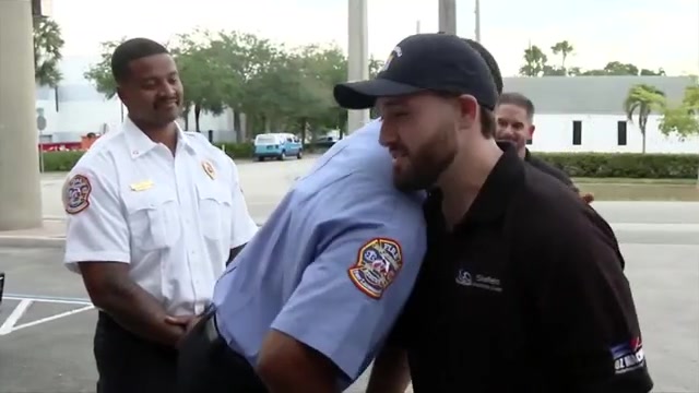 Diver injured by boat propeller off Fort Lauderdale Beach reunites with ...