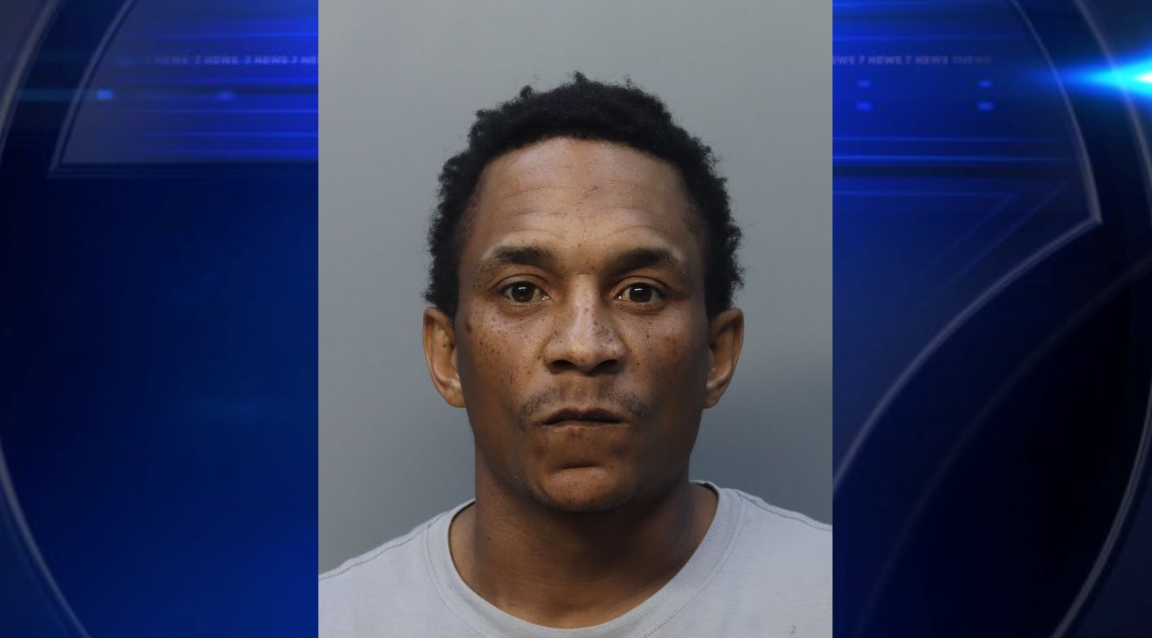 Man arrested for allegedly selling fake Ultra Music Festival wristbands ...