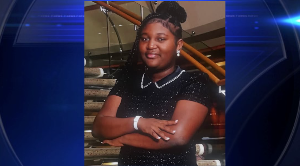 13-year-old reported missing from Hollywood found, reunited with family, police say - WSVN 7News ...