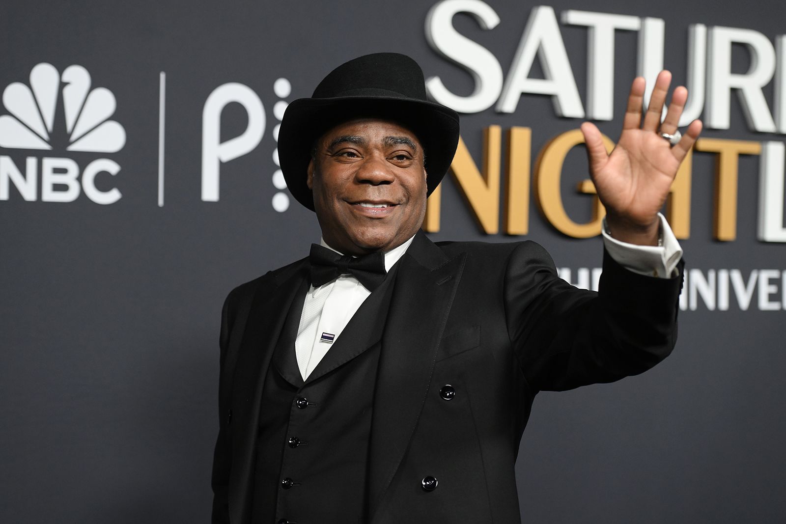 Tracy Morgan says his medical incident was caused by food poisoning ...