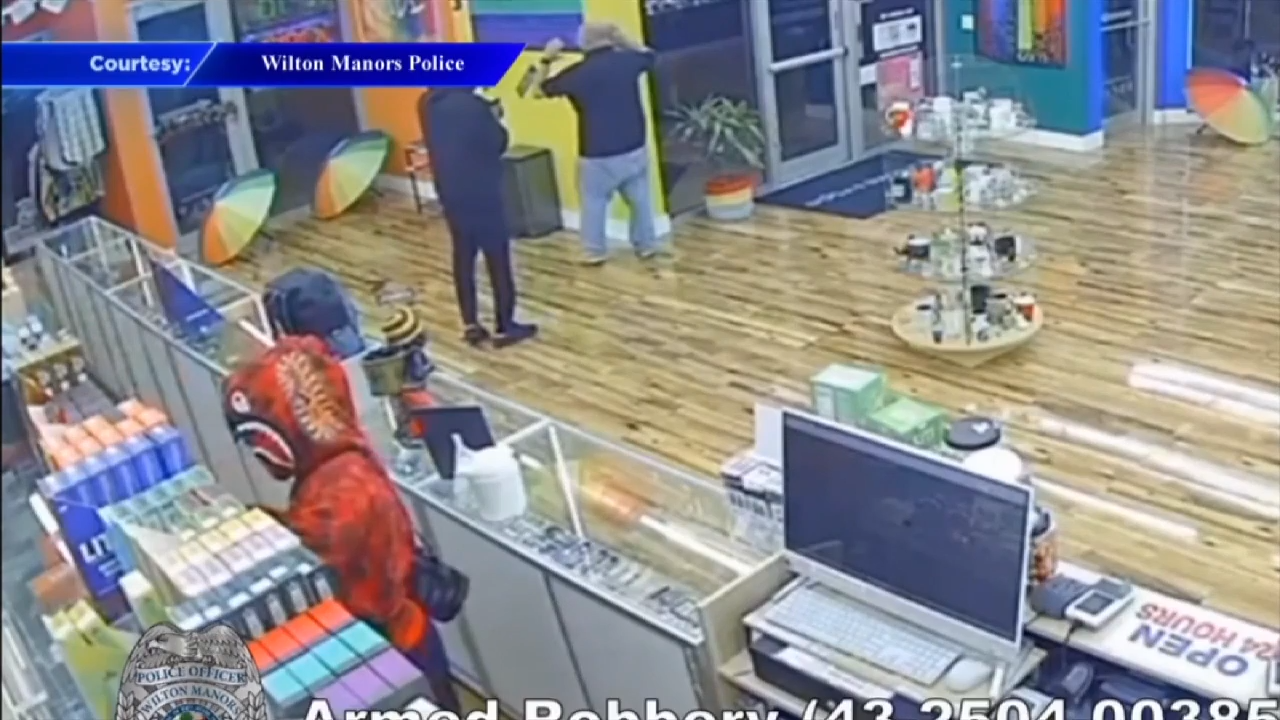 Police search for 2 accused of armed robbery at Wilton Manors smoke ...