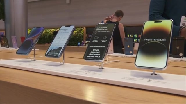 Trump’s commerce secretary says new electronics tariff exemptions are ...